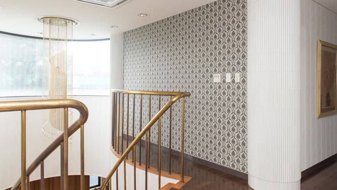 京成津田沼徒歩3分!インスタ映えすぎる螺旋階段付き3階立てラグジュアリー空間使用!用途はアレコレ♪の写真12