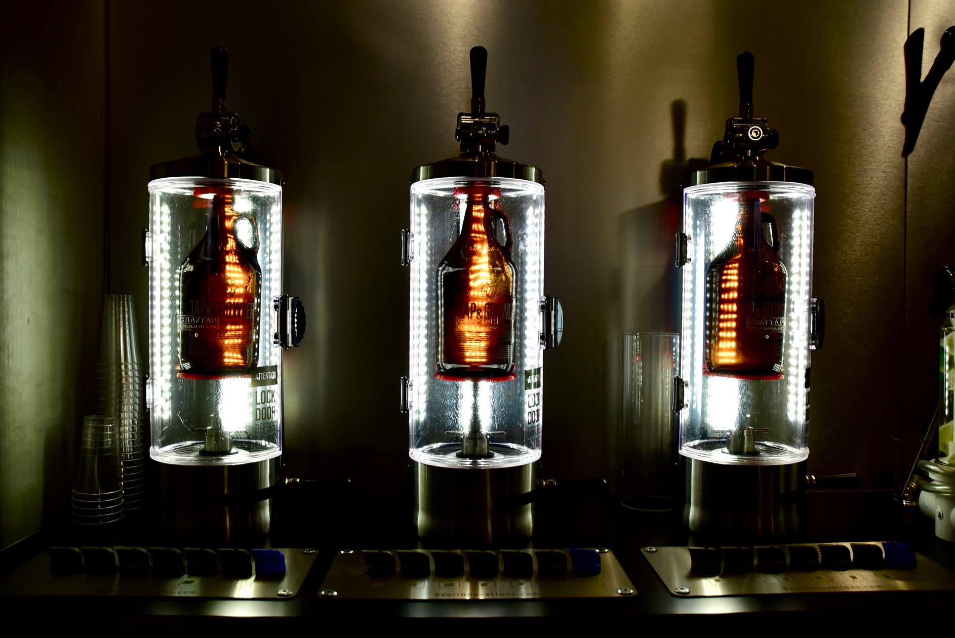 【下北沢 3分】日本初！クラフトビール量り売り専門店を貸切で　パーティ・撮影など各種イベントにの写真3