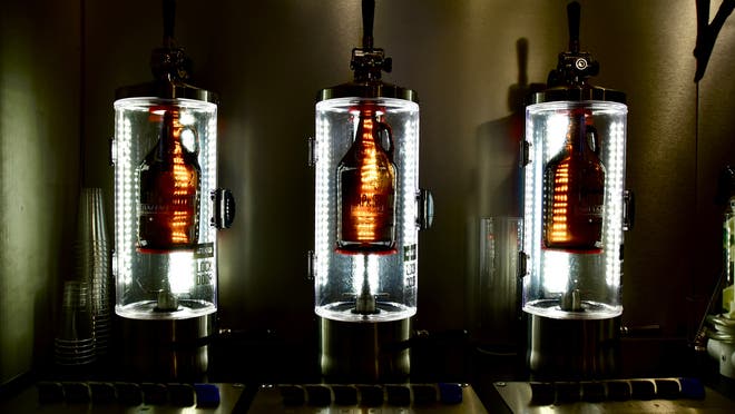 【下北沢 3分】日本初!クラフトビール量り売り専門店を貸切で パーティ・撮影など各種イベントにの写真3