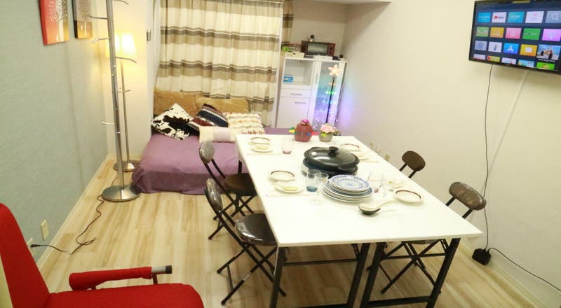 エレベーターあり、８名まで2500円！カップル映画観賞、女子会、セルフエステサロン、