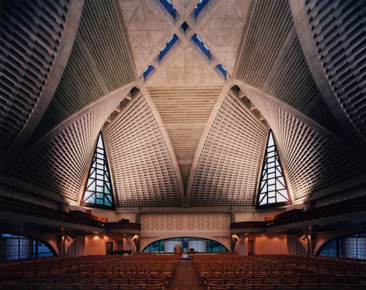 【大久保駅すぐ】天井高のある神聖なチャペルでコンサートやイベント、撮影などの写真2