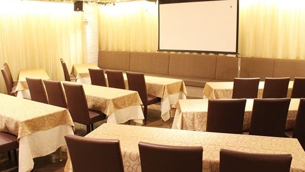 名古屋会議室 ELLE HALL Dining 名古屋駅前店 第1会議室 名古屋駅より徒歩4分【室料30%オフ】 の写真1