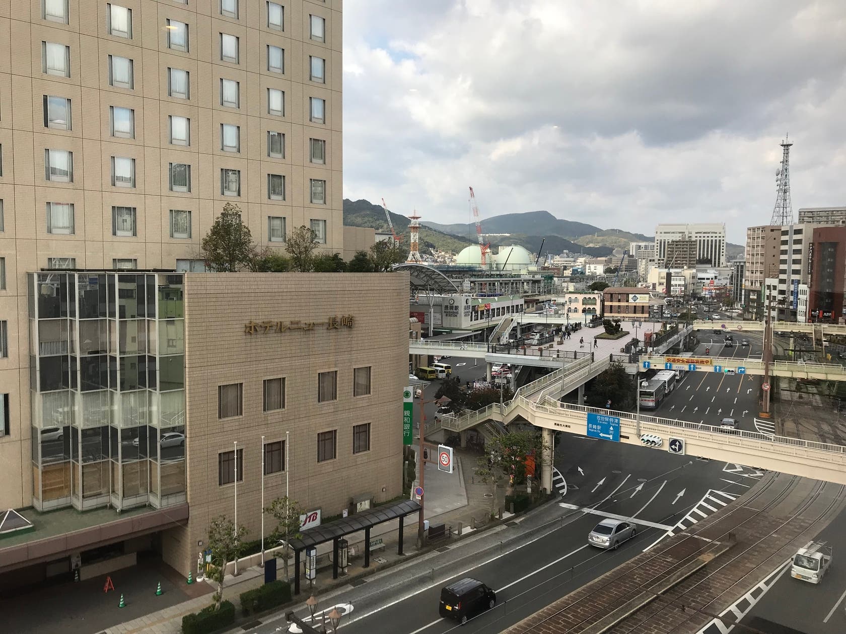 【6Fイベントスペース】JR長崎駅徒歩7分。コワーキングスペースをカーテンで仕切った、イベントに最適のスペースです。の写真5