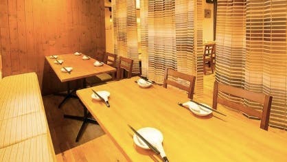 【12名着席A】本格厨房キッチンをご自由に利用可能!飲食持ち込み可能。大人数のパーティ/女子会/ママ会/撮影/料理教室の写真1