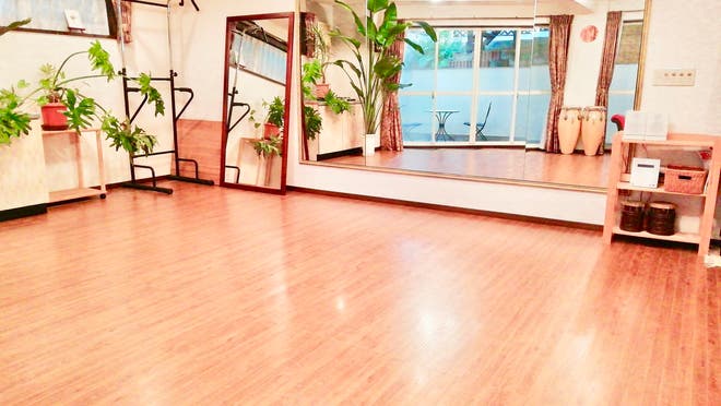 ヨガ・ダンス・瞑想などに♪ ヨガマット・ヨガブロック貸出無料!の写真1