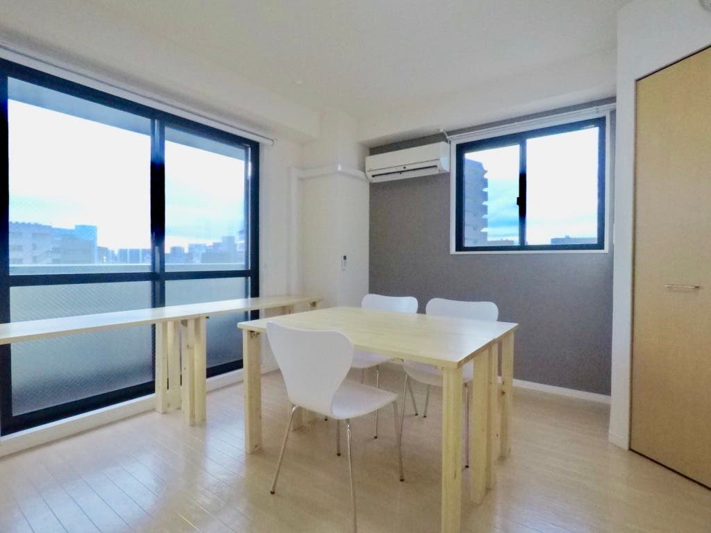 【千葉駅西口すぐ】無料光WIFI！日当たり良好！40インチモニタ/カリルーム千/完全個室/施術台の写真19