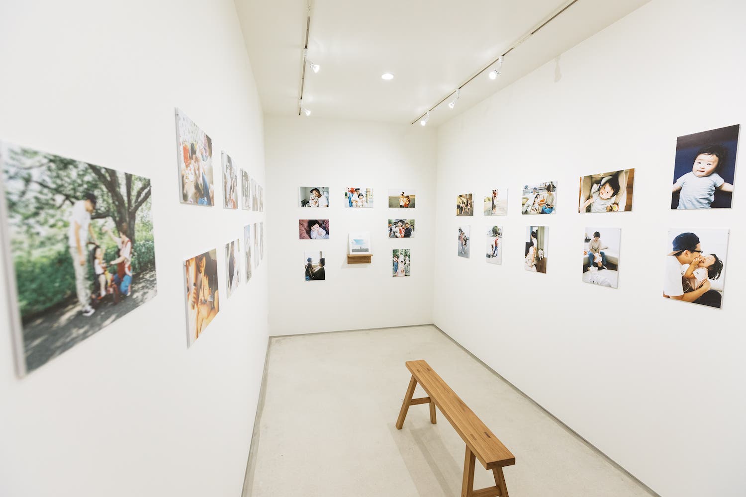 自分で本格的なスタジオ撮影ができます。ヘアメイクスペース完備で安心！専門的な機材などレンタル可能。の写真12