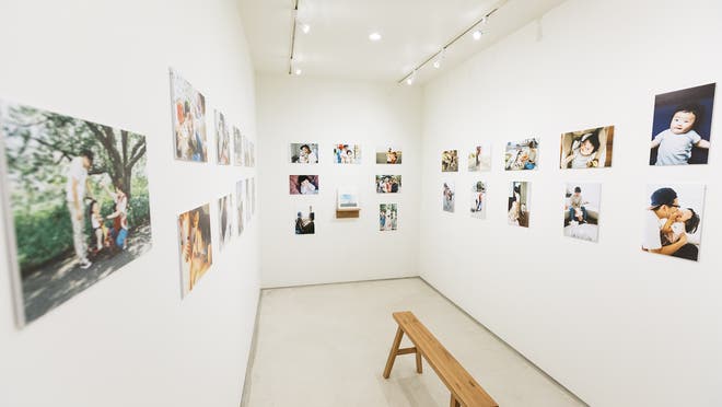 自分で本格的なスタジオ撮影ができます。ヘアメイクスペース完備で安心!専門的な機材などレンタル可能。の写真12