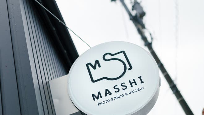 自分で本格的なスタジオ撮影ができます。ヘアメイクスペース完備で安心!専門的な機材などレンタル可能。の写真14