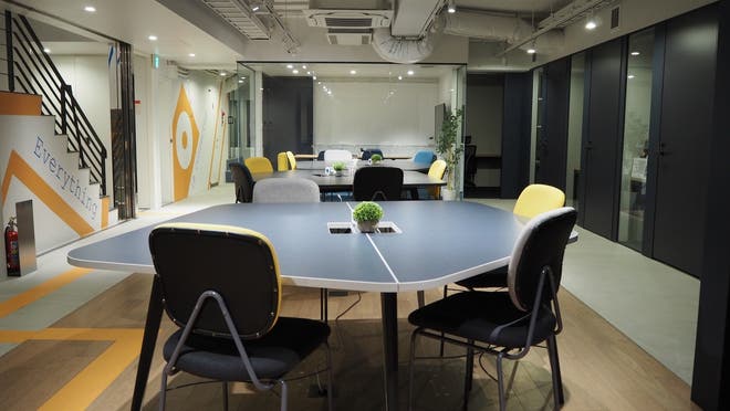 《六本木ヒルズすぐ》◆ガラス張りの会議室◆wi-fi・モニター・ホワイトボード完備・カフェ併設 2F(A)〈最大6名〉の写真7