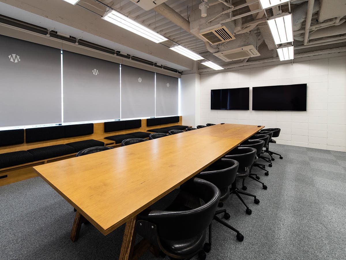 【六本木・乃木坂】セミナー・ミーティング用会議室（37平米・12〜20名収容）の写真3