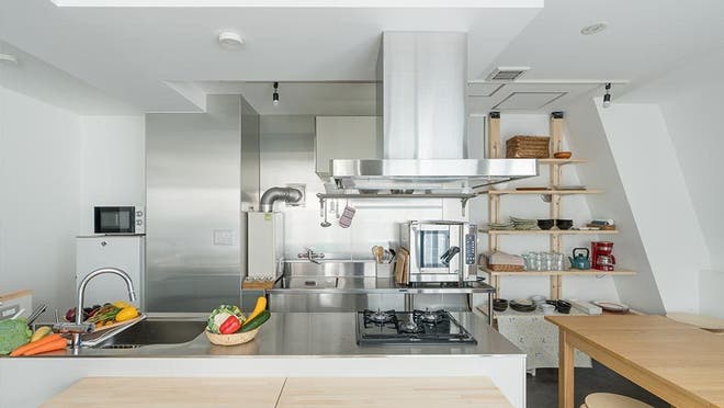 【Root Kitchen】赤坂見附駅から徒歩1分!パーティー/料理教室/撮影などに!食と地域をテーマにしたキッチンスタジオ🍅の写真1