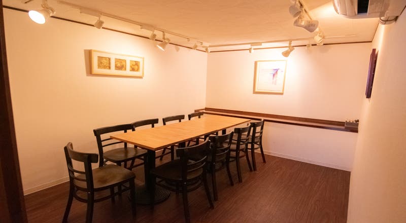 落ち着いた展示スペース！イベント利用もできます！