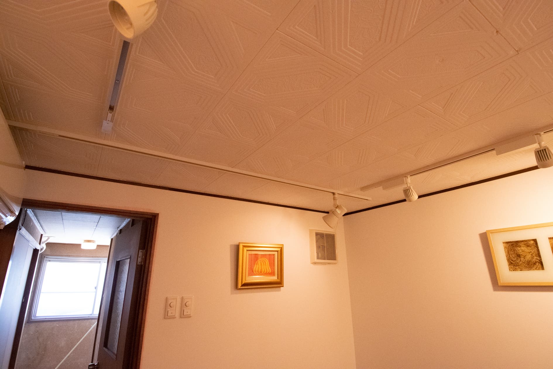 落ち着いた展示スペース！イベント利用もできます！の写真7