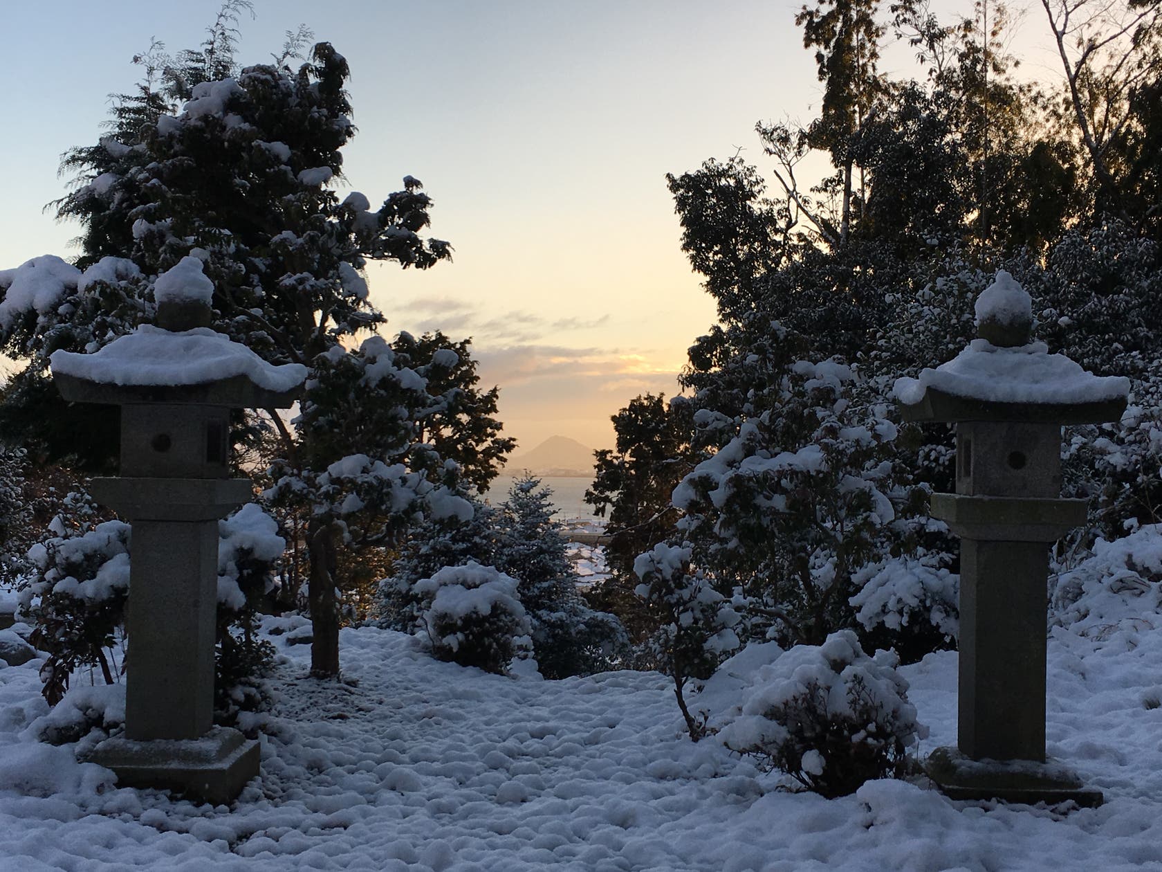 通尾天神山 松風庵　　　のど黒飴CM舞台ですの写真14