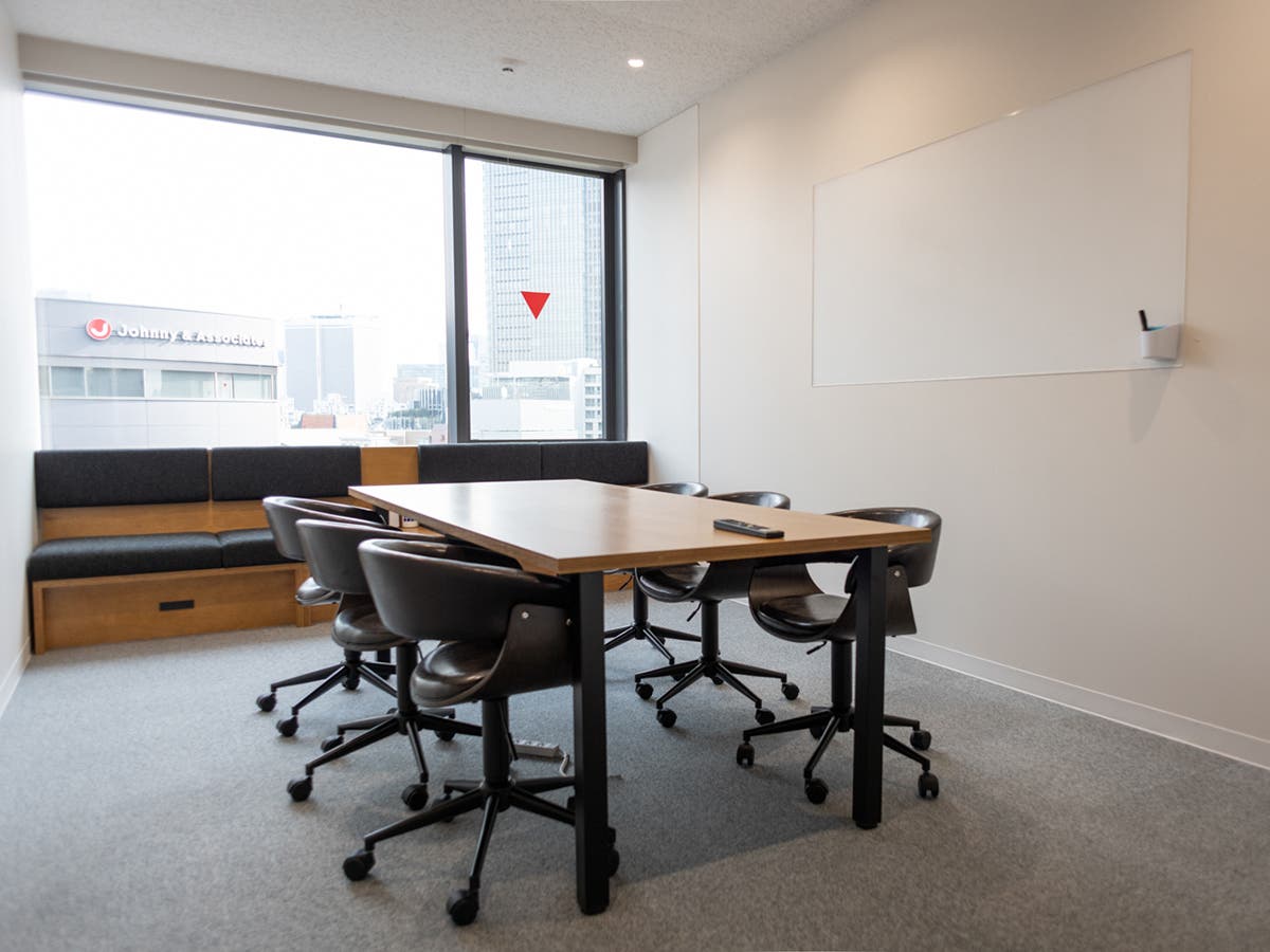 【六本木・乃木坂】ミーティング用会議室（16平米・6〜10名収容）の写真4