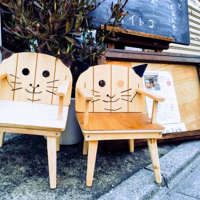 商店街に面した喫茶店（営業中）の軒下スペース。フリマ、野菜販売などに！の写真8