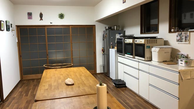 広々キッチン付きでお料理とおしゃべりを楽しもう!の写真3