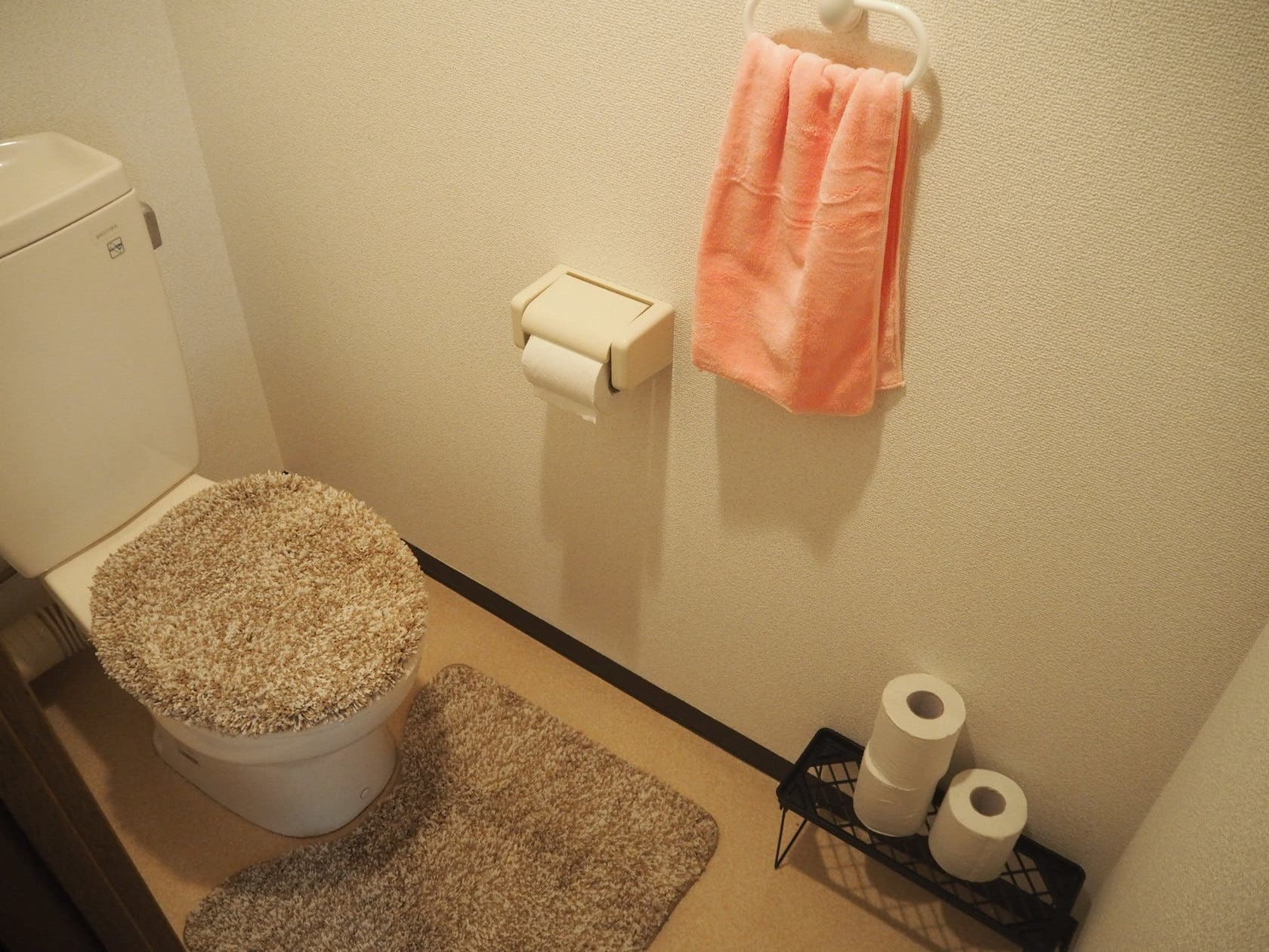 東新宿駅から徒歩30秒　特大まったりスペース/最大6名/空気清浄機ありの写真9