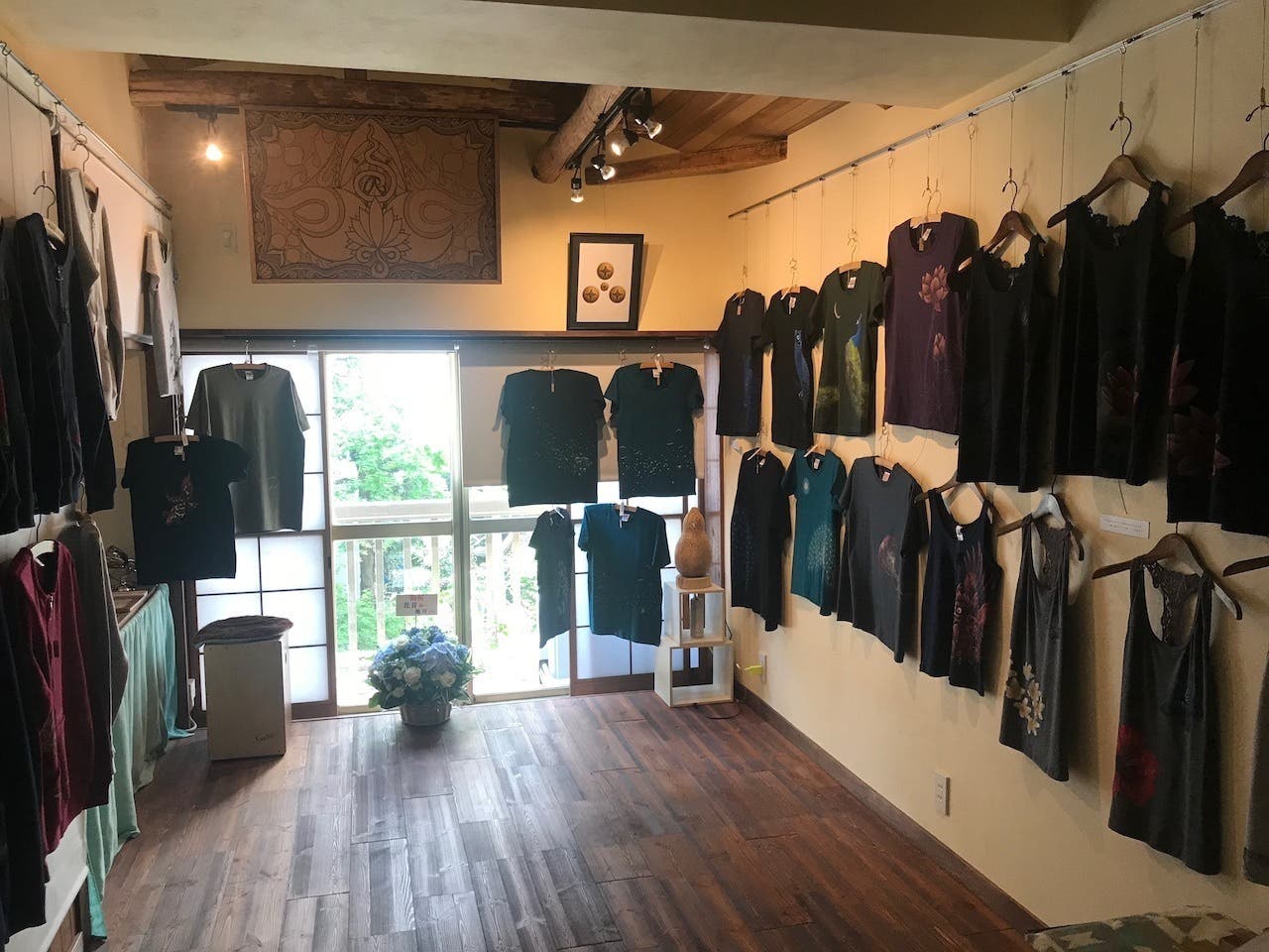 赤羽駅から徒歩３分のギャラリースペース。作品展、グループ展開催や物作りのワークショップなどに使用できます。の写真6