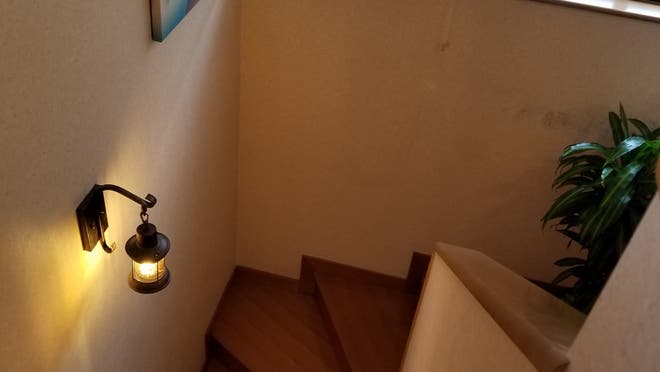 セラピー専用ルーム「アロマ、整体、リラクゼーションなど」電動ベットの写真5