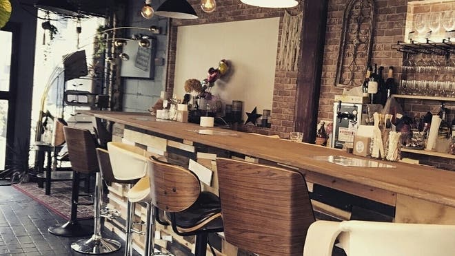 【お洒落で綺麗なカフェスペース♡】誕生日会・撮影会・セミナー・会議にも!使用用途は無限大!!の写真1