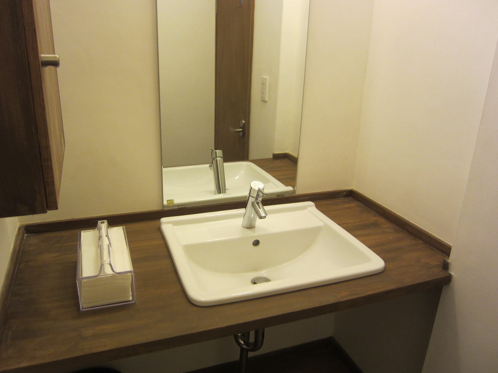 【ひらやま治兵衛】築135年古民家を貸切で動画／コスプレ撮影会などに‼ 打掛レンタル無料の写真13