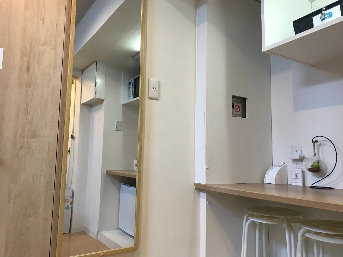 🎊超好立地🎊｜新宿駅1分・新宿三丁目駅1分❗｜地デジTV📺｜プロジェクター🎥｜💪大きい机｜WiFi⚡｜24h｜ボードゲーム会場🎲の写真11