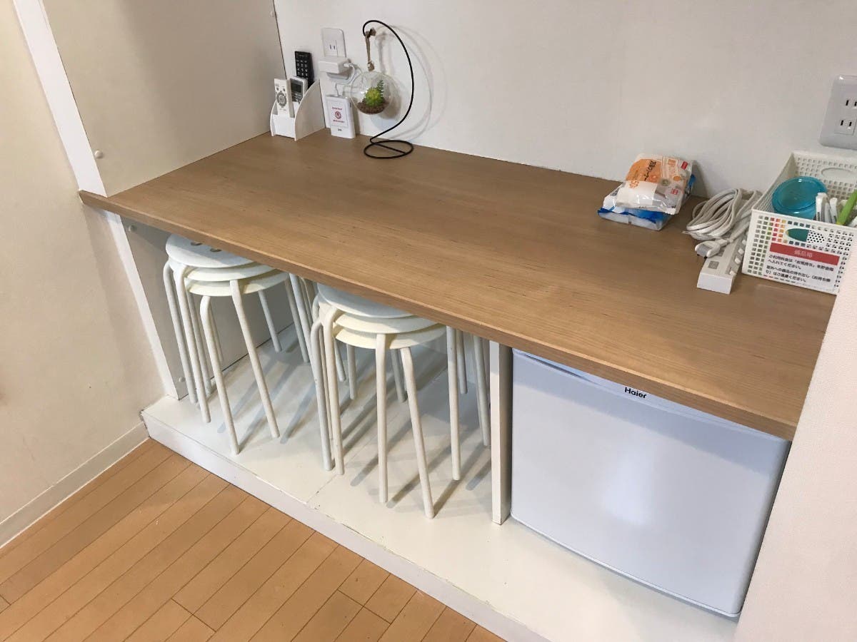 🎊超好立地🎊｜新宿駅1分・新宿三丁目駅1分❗｜地デジTV📺｜プロジェクター🎥｜💪大きい机｜WiFi⚡｜24h｜ボードゲーム会場🎲の写真12