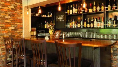 見晴らし良好の2Fカフェバー。各種パーティー、撮影会、会議利用などに!の写真3