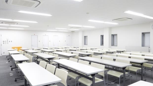 名古屋会議室 名古屋VIP貸し会議室名古屋駅前店 大会議室(3階)の写真2