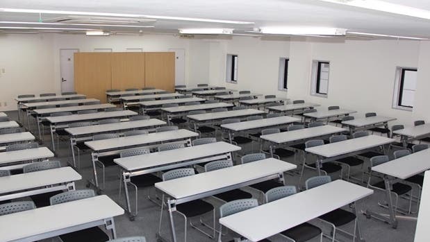 名古屋会議室 名古屋VIP貸し会議室名古屋駅前店 大会議室(4階)の写真1