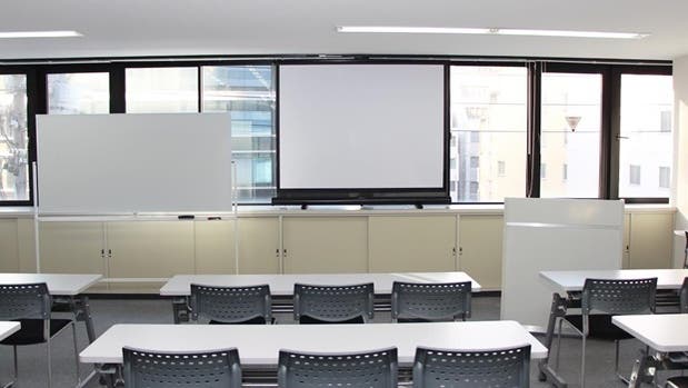 名古屋会議室 名古屋VIP貸し会議室名古屋駅前店 大会議室(4階)の写真2