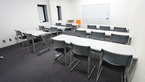 名古屋会議室 名古屋VIP貸し会議室名古屋駅前店 セミナールーム9Aの写真1