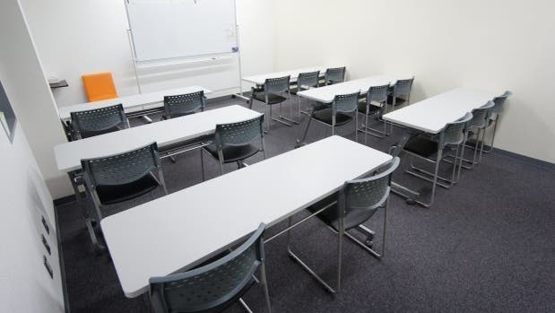 名古屋会議室 名古屋VIP貸し会議室名古屋駅前店 セミナールーム9Aの写真3