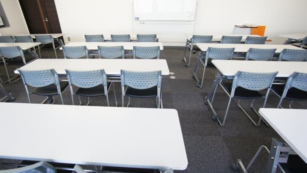 名古屋会議室 名古屋VIP貸し会議室名古屋駅前店 セミナールーム9Bの写真2