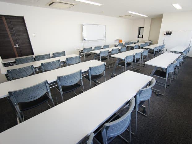 名古屋会議室　名古屋VIP貸し会議室名古屋駅前店　セミナールーム9Bの写真3