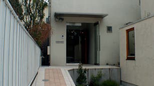 俯瞰撮影楽な吹き抜け コンクリート打ちっ放しの地下 街並みが見渡せる屋上の写真18