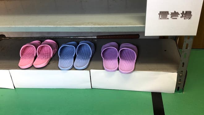 古い倉庫ですが卓球台・ダーツ設置!サークルや勉強会会議など利用者様の専用空間となります。の写真5