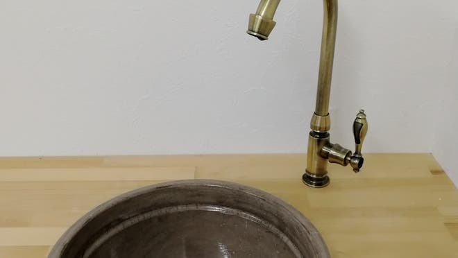 アップライトピアノ、窓に大きなホワイトボード有り!少人数でのご利用に最適。の写真8