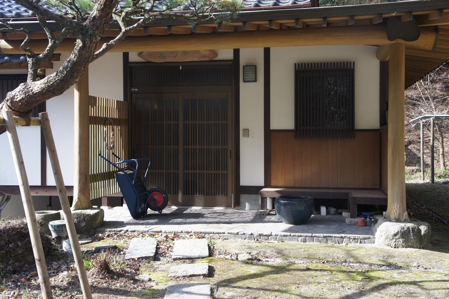 太宰府駅より車で10分の古民家　写真撮影、CM撮影、コスプレ撮影、Web広告撮影　その他各種イベントなどにご利用出来ます。の写真6