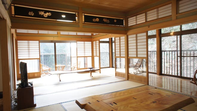 太宰府駅より車で10分の古民家 写真撮影、CM撮影、コスプレ撮影、Web広告撮影 その他各種イベントなどにご利用出来ます。の写真2