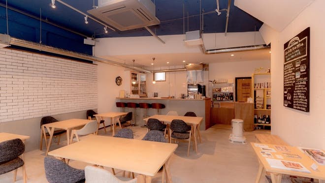 【長野県上田市】ゆったり解放感のあるカフェ。新幹線の駅近で良アクセス!の写真2