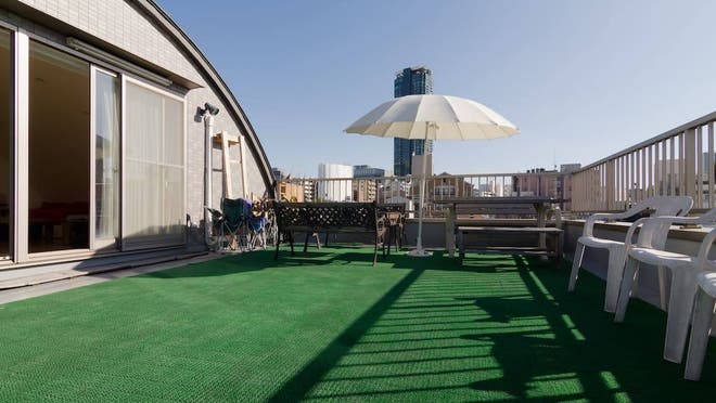 フリースペースのlivingと繋がるおおきなバルコニーの写真6