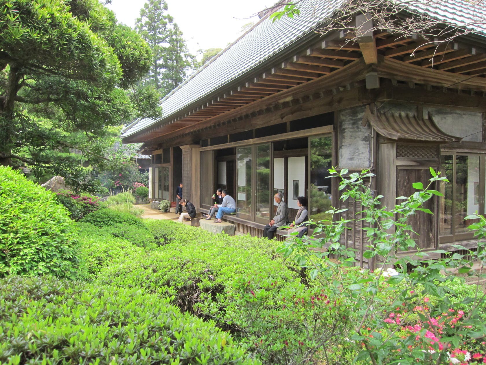 【ひらやま治兵衛】築135年古民家を貸切で動画／コスプレ撮影会などに‼ 打掛レンタル無料の写真21