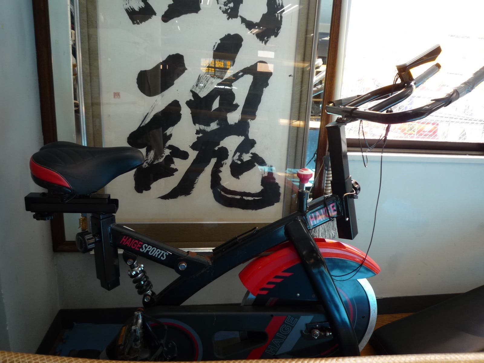 西武新宿線野方駅徒歩1分のボクシングジム　個人・グループトレーニング・ヨガや運動・撮影まで広々50坪、夜間もご利用できます。の写真9