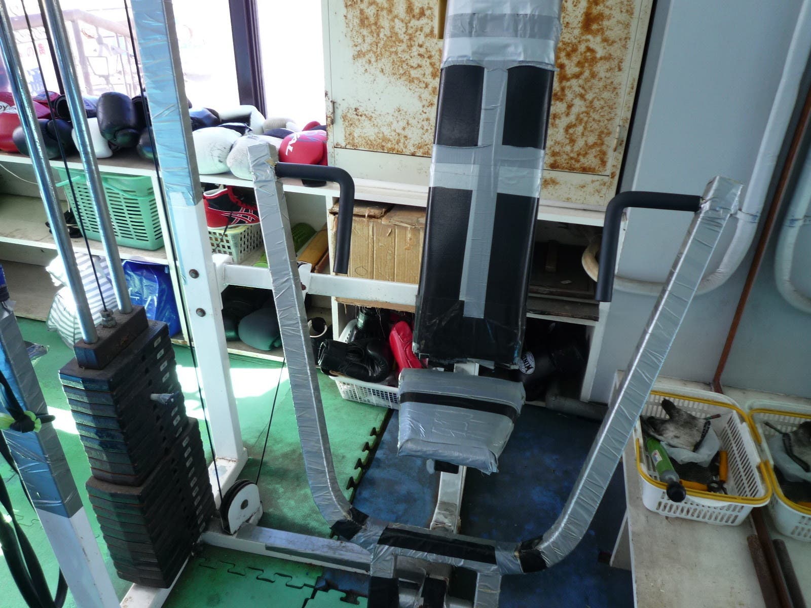 西武新宿線野方駅徒歩1分のボクシングジム　個人・グループトレーニング・ヨガや運動・撮影まで広々50坪、夜間もご利用できます。の写真11