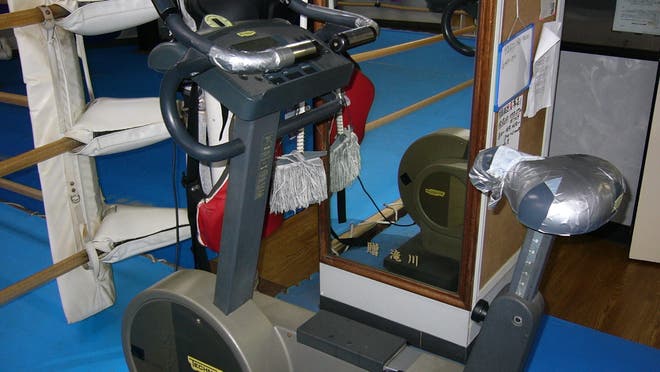 西武新宿線野方駅徒歩1分のボクシングジム 個人・グループトレーニング・ヨガや運動・撮影まで広々50坪、夜間もご利用できます。の写真8