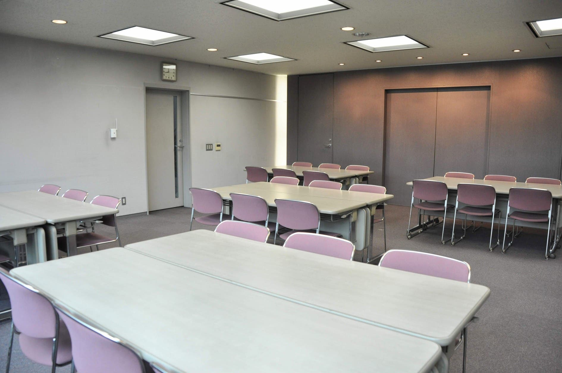 【後楽園】眺めのいい窓がある貸会議室。高級感があり落ち着いています(30名様収容)の写真5