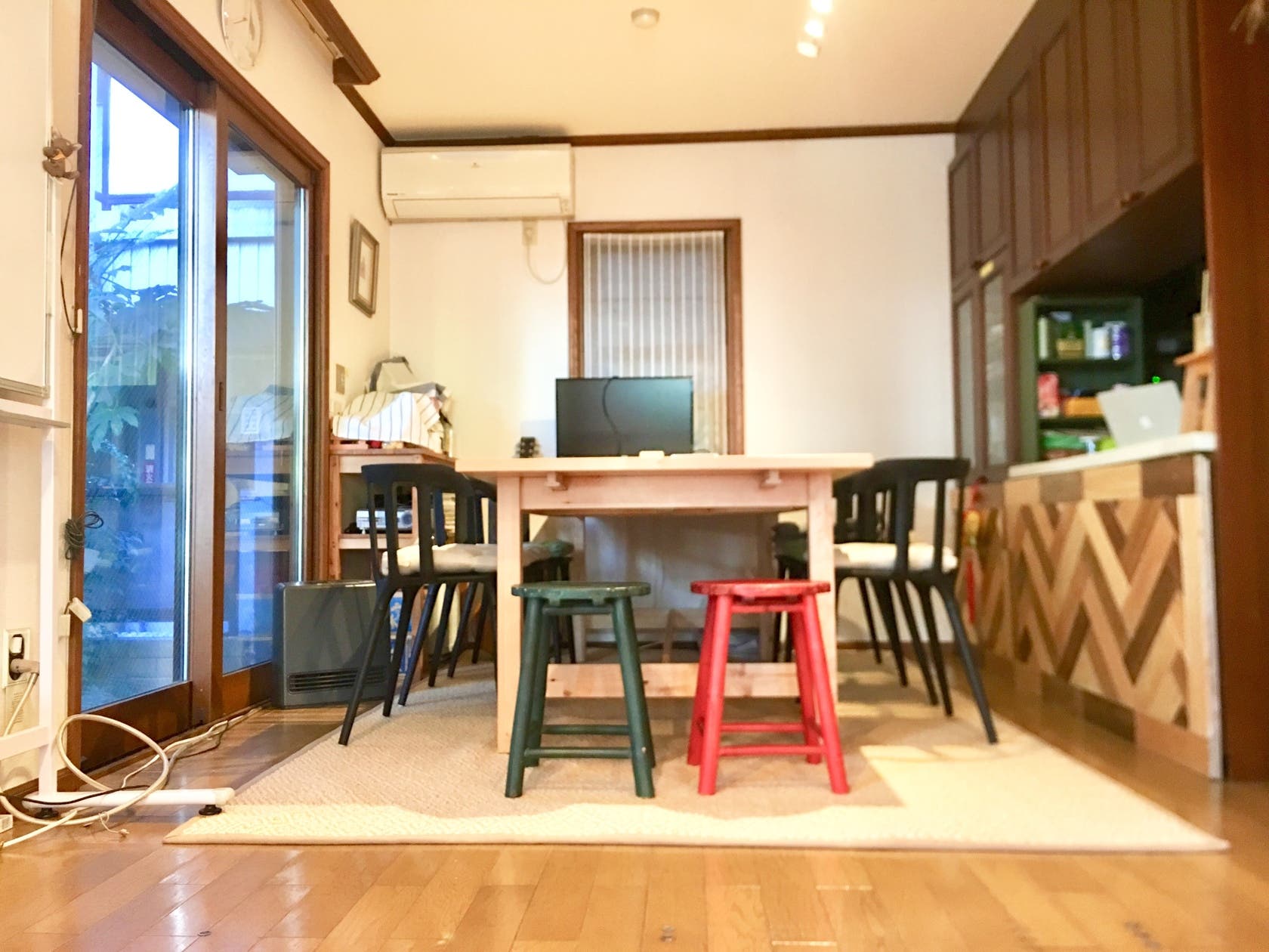 谷根千エリア【広々一軒家リビング〜ダイニング〜キッチン】大手町から電車7分/親睦会/上映会/撮影/ミーティングの写真10